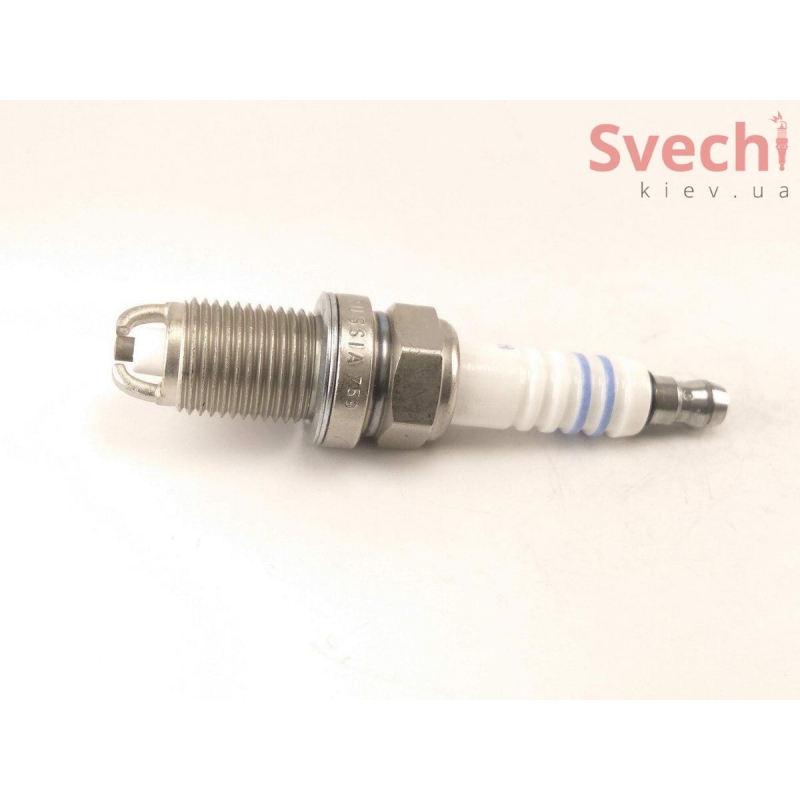 FLR8LDCU+ свеча зажигания Bosch Super Plus (0 242 229 654)