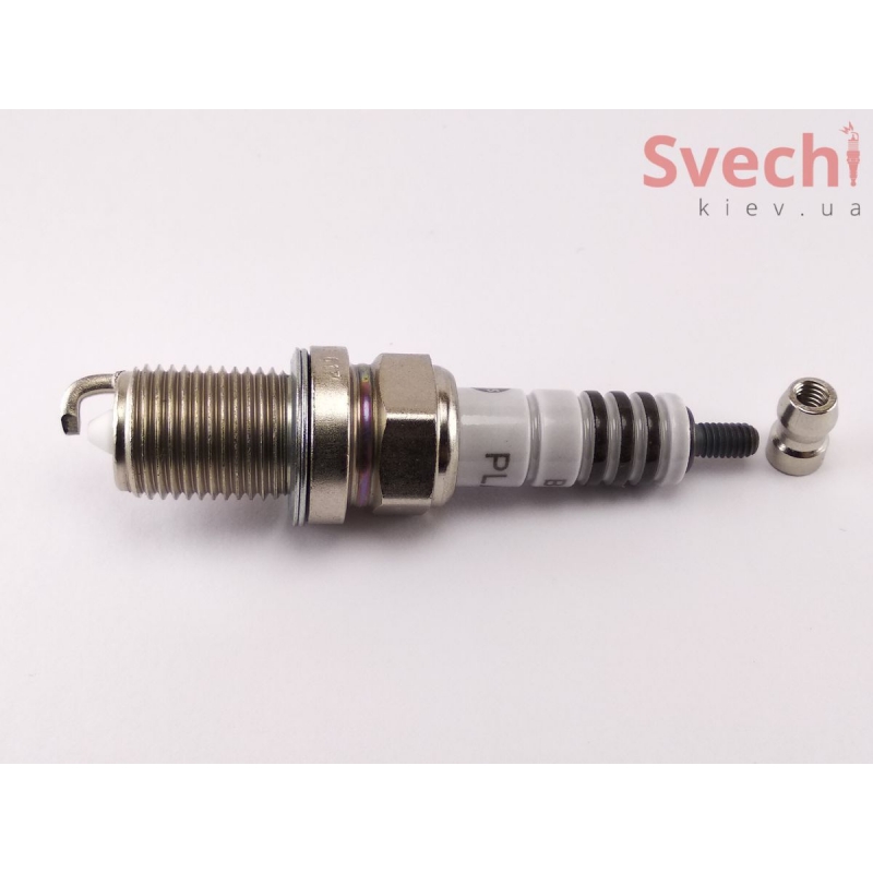 FR7DP свеча зажигания Bosch Platinum Plus (0 242 235 556)