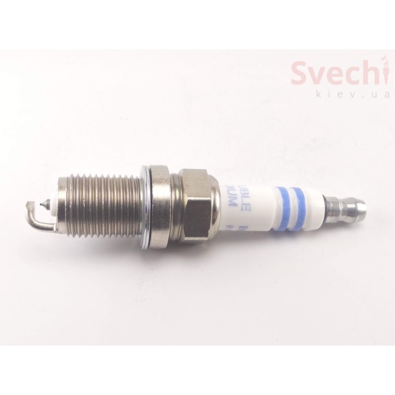 FR7KII33X свеча зажигания Bosch Platinum Iridium (0 242 236 599)
