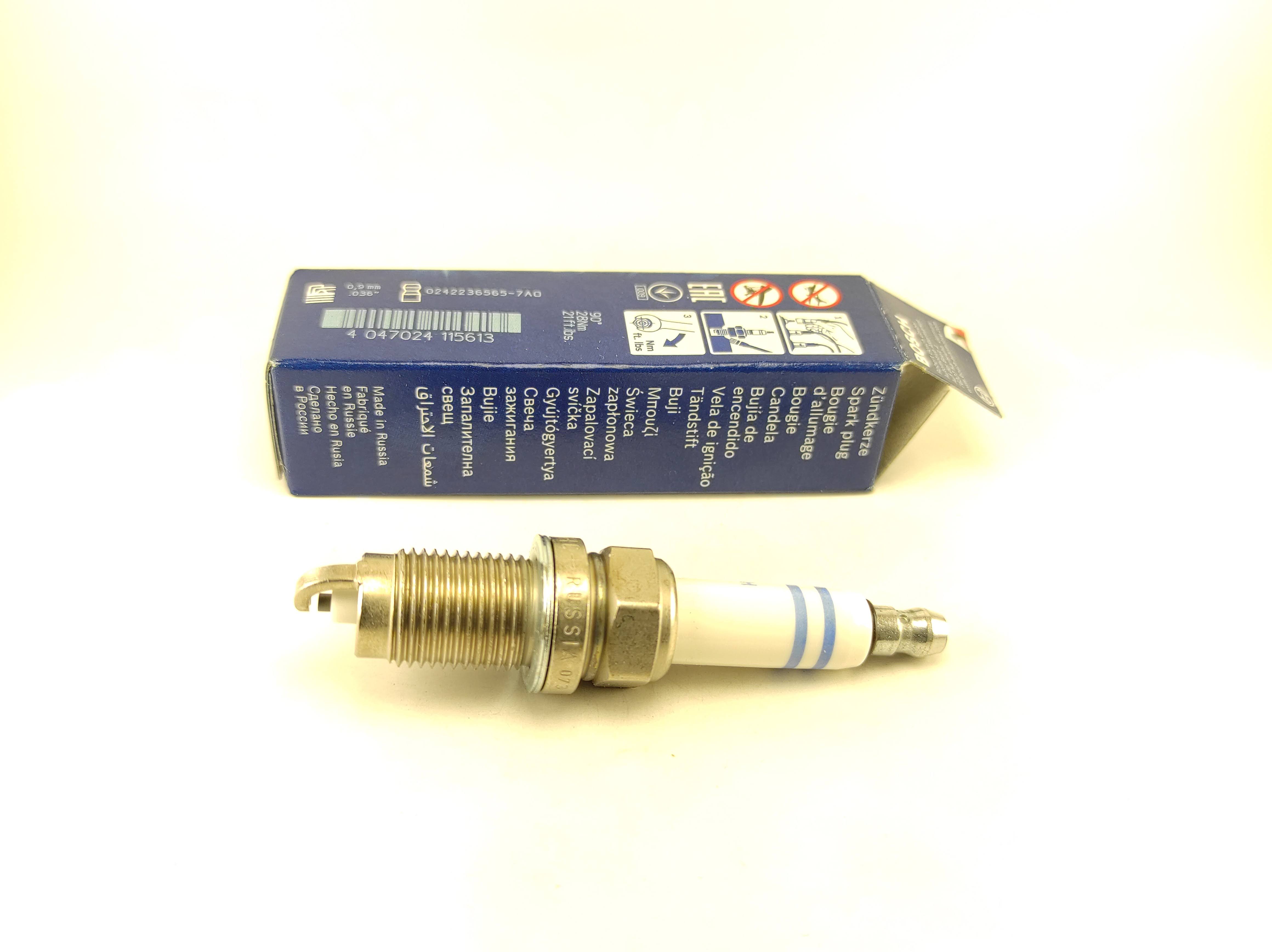 FR7HC+ свеча зажигания Bosch Super Plus (0 242 236 565)